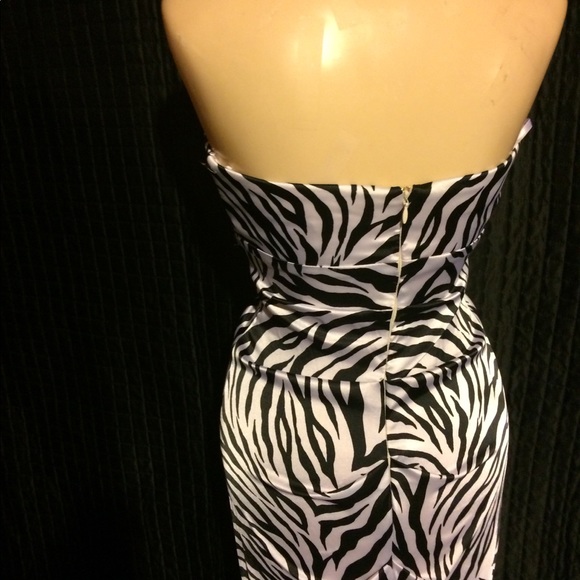 Neiman Marcus | Dresses | Long Black And White Cocktail Party Dress ...